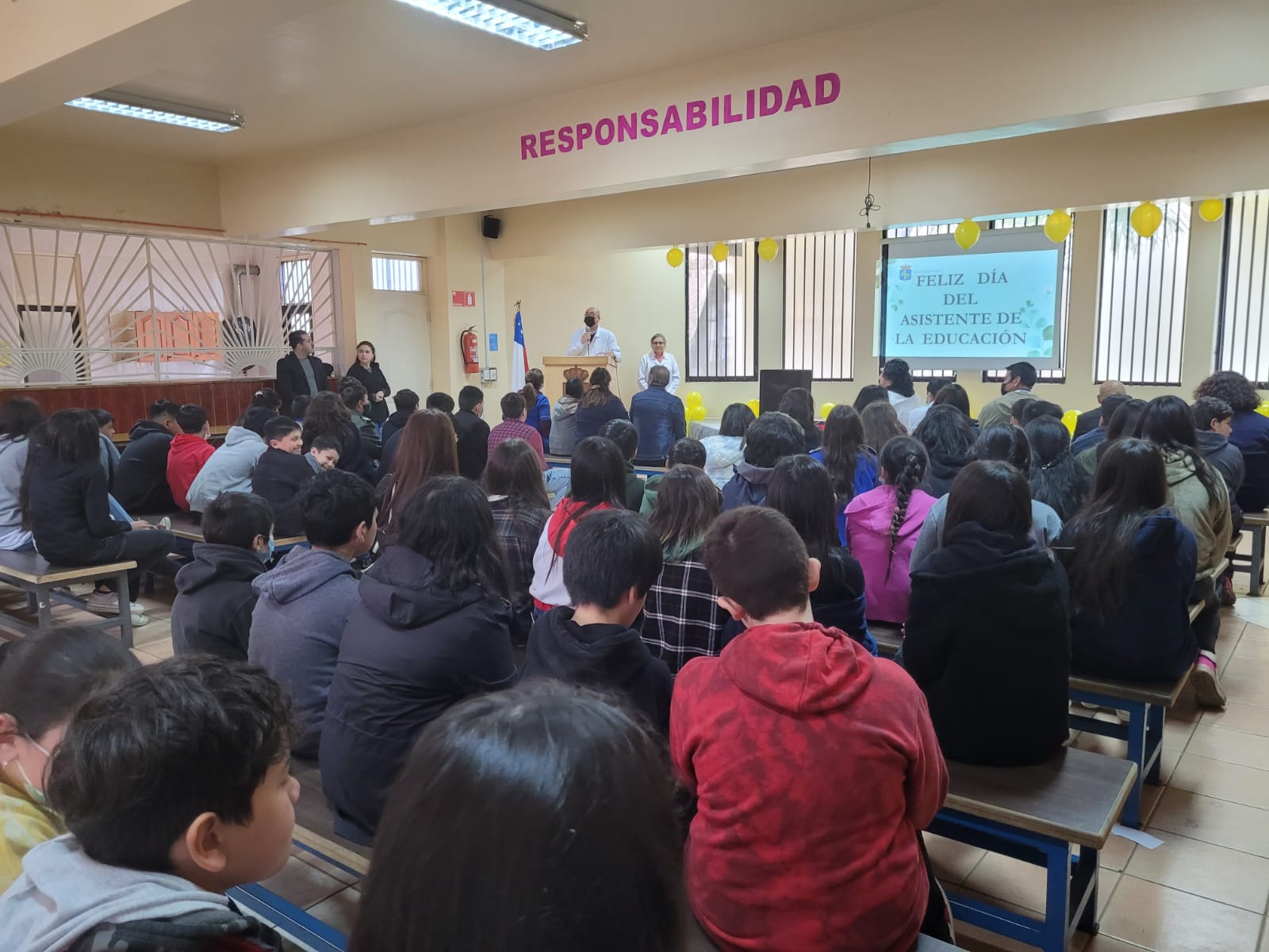 Feliz Dia Del Asistente de la Educación. Feliz Dia Del Asistente de la Educación.
